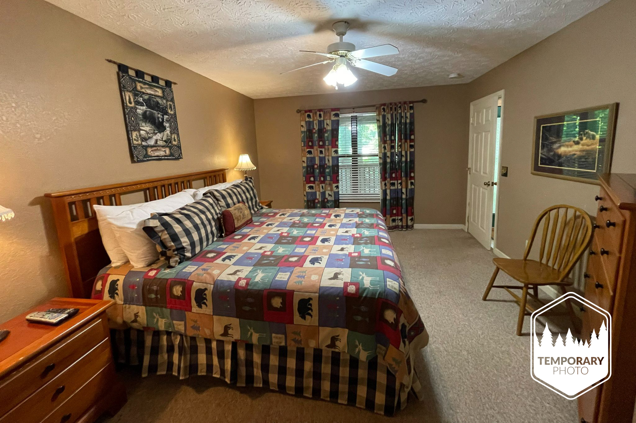 Bear FootInn - Gatlinburg Cabin Rentals - Chalet Village | Gatlinburg ...